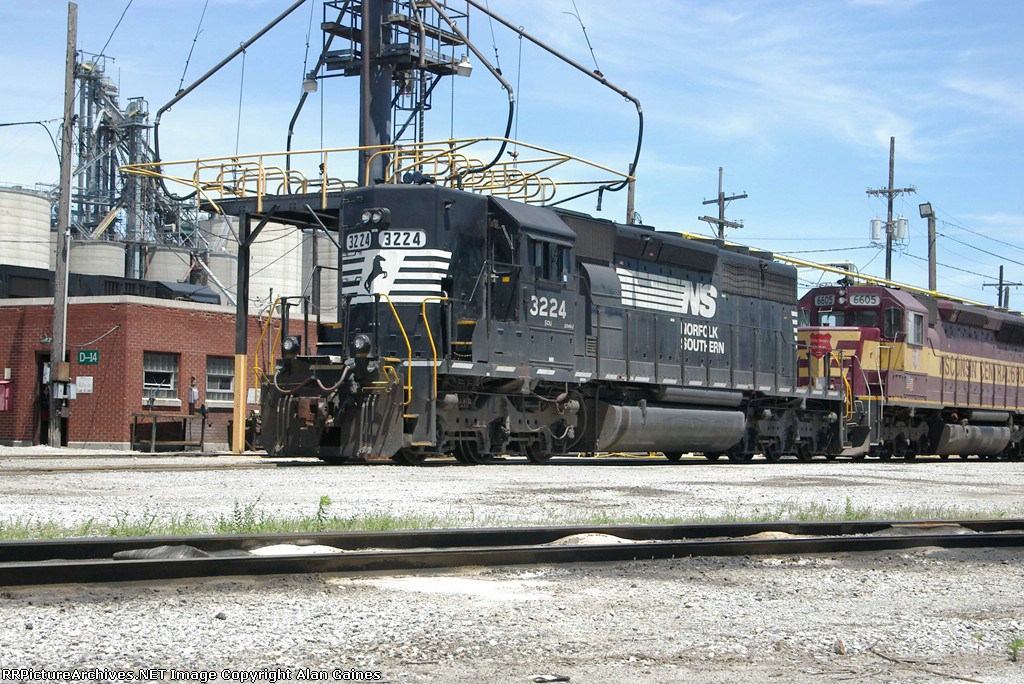 NS SD-40-2 3224